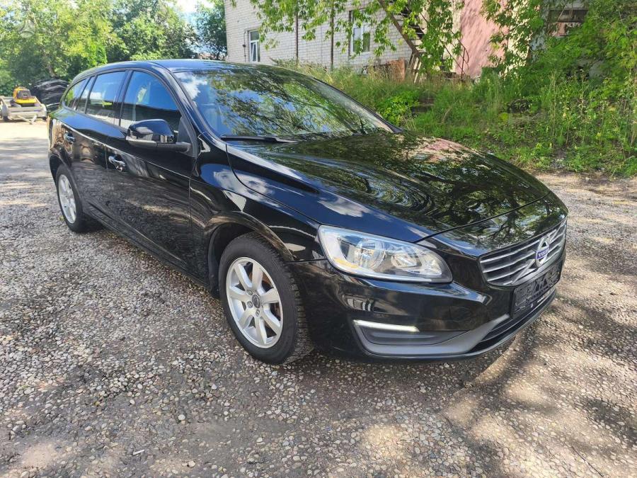 Черный Вольво B60 2013 в Утена, объемом двигателя 1.60 л и пробегом 244 тыс. км за 5650 €, фото 1 на AUTOMOTO.COM.LV