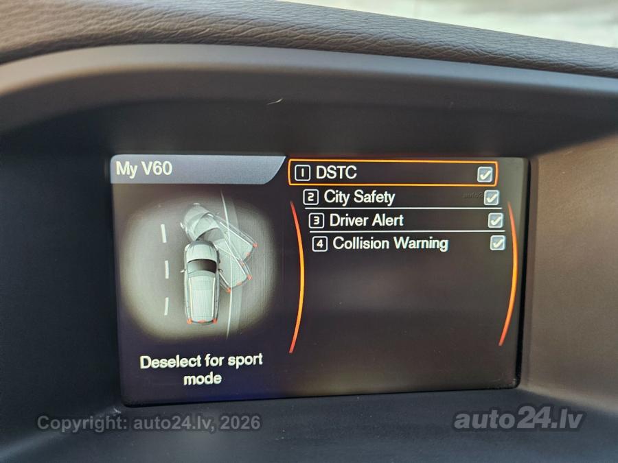Melns Volvo V60 2013 Paide, ar dzinēja tilpumu 2.40 L un nobraukumu 271 tūkst. km par 8990 €, foto 15 vietnē AUTOMOTO.COM.LV