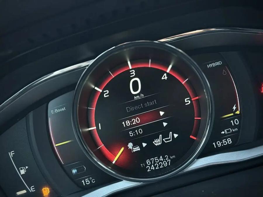 Черный Вольво B60 2013 в Елгава, объемом двигателя 2.40 л и пробегом 242 тыс. км за 8500 €, фото 22 на AUTOMOTO.COM.LV
