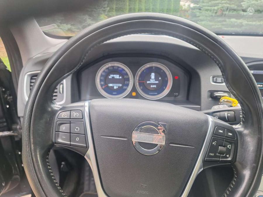 Черный Вольво B60 2013 в Утена, объемом двигателя 1.98 л и пробегом 390 тыс. км за 5750 €, фото 12 на AUTOMOTO.COM.LV