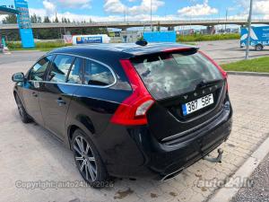 Черный Вольво B60 2013 в Таллин, объемом двигателя 2.40 л и пробегом 300 тыс. км за 7900 €, фото 4 на AUTOMOTO.COM.LV