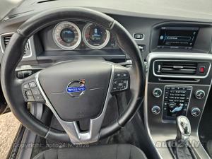 Black Volvo V60 2013 in Tartu, with an engine capacity of 2.40 L and mileage of 245 thousand km for 6990 €, photo 15 on AUTOMOTO.COM.LV
