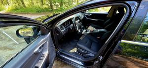 Black Volvo V60 2013 in Vilnius, with an engine capacity of 1.98 L and mileage of 289 thousand km for 6399 €, photo 11 on AUTOMOTO.COM.LV