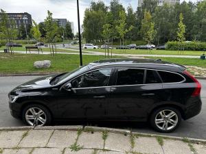 Черный Вольво B60 2013 в Вильнюс, объемом двигателя 2.40 л и пробегом 400 тыс. км за 5999 €, фото 5 на AUTOMOTO.COM.LV