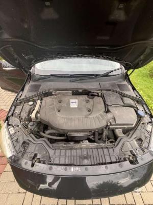 Black Volvo V60 2013 in Telschi, with an engine capacity of 1.98 L and mileage of 210 thousand km for 2100 €, photo 11 on AUTOMOTO.COM.LV