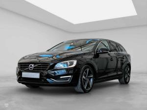 Melns Volvo V60 2013 Kauņa, ar dzinēja tilpumu 2.40 L un nobraukumu 238 tūkst. km par 8390 €, foto 1 vietnē AUTOMOTO.COM.LV
