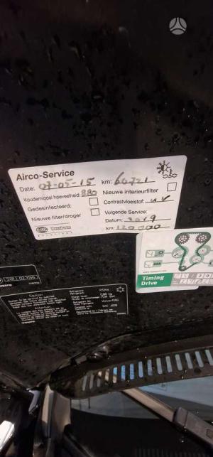 Melns Volvo V60 2013 Viļņa, ar dzinēja tilpumu 2.40 L un nobraukumu 303 tūkst. km par 7300 €, foto 9 vietnē AUTOMOTO.COM.LV