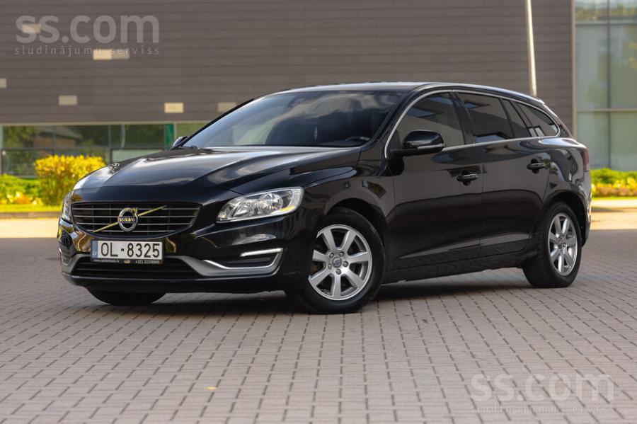 Melns Volvo V60 2013 Jelgava, ar dzinēja tilpumu 1.60 L un nobraukumu 119 tūkst. km par 8500 €, foto 1 vietnē AUTOMOTO.COM.LV