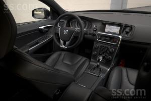 Melns Volvo V60 2013 Jelgava, ar dzinēja tilpumu 1.60 L un nobraukumu 119 tūkst. km par 8500 €, foto 12 vietnē AUTOMOTO.COM.LV