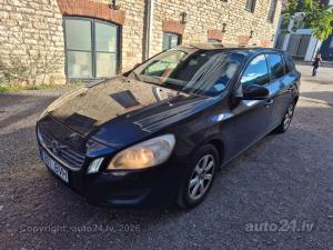 Черный Вольво B60 2013 в Таллин, объемом двигателя 1.60 л и пробегом 350 тыс. км за 3350 €, фото 8 на AUTOMOTO.COM.LV