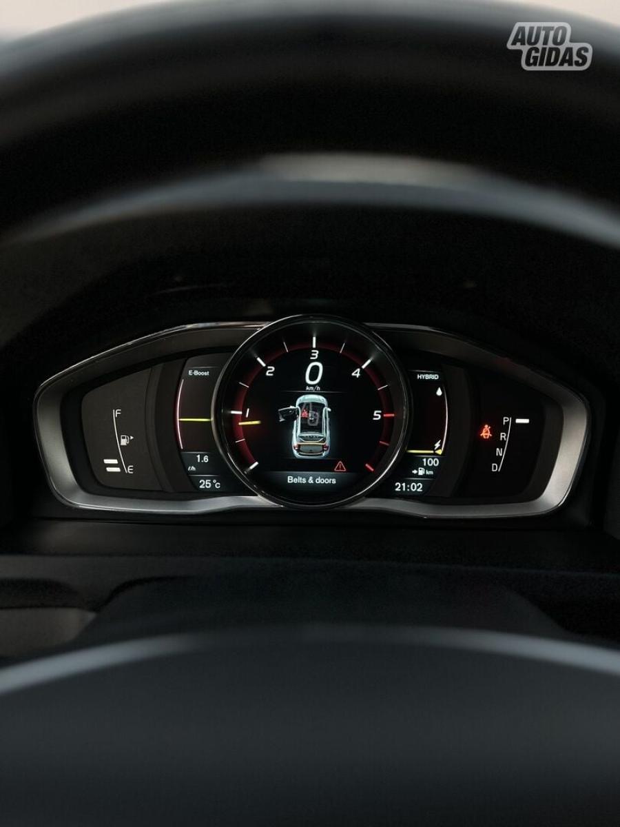 Black Volvo V60 2013 in Kaunas, with an engine capacity of 2.40 L and mileage of 334 thousand km for 7500 €, photo 20 on AUTOMOTO.COM.LV
