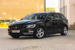 Black Volvo V60 2013 in Jelgava, with an engine capacity of 2.40 L and mileage of 194 thousand km for 10900 €, photo 1 on AUTOMOTO.COM.LV