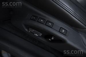 Black Volvo V60 2013 in Jelgava, with an engine capacity of 2.40 L and mileage of 194 thousand km for 10900 €, photo 18 on AUTOMOTO.COM.LV