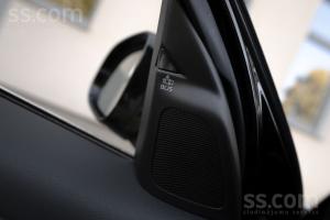 Black Volvo V60 2013 in Jelgava, with an engine capacity of 2.40 L and mileage of 194 thousand km for 10900 €, photo 24 on AUTOMOTO.COM.LV