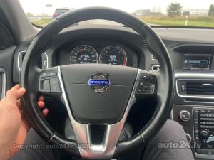 Melns Volvo V60 2013 Pērnava, ar dzinēja tilpumu 1.60 L un nobraukumu 133 tūkst. km par 9999 €, foto 12 vietnē AUTOMOTO.COM.LV