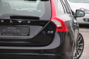 Black Volvo V60 2014 in Tukums, with an engine capacity of 2.00 L and mileage of 257 thousand km for 7990 €, photo 28 on AUTOMOTO.COM.LV
