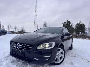 Black Volvo V60 2014 in Alytus, with an engine capacity of 2.40 L and mileage of 258 thousand km for 8100 €, photo 6 on AUTOMOTO.COM.LV