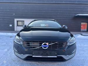 Black Volvo V60 2014 in Kaunas, with an engine capacity of 1.98 L and mileage of 286 thousand km for 8190 €, photo 6 on AUTOMOTO.COM.LV