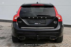 Black Volvo V60 2014 in Kretinga, with an engine capacity of 2.40 L and mileage of 236 thousand km for 8999 €, photo 7 on AUTOMOTO.COM.LV