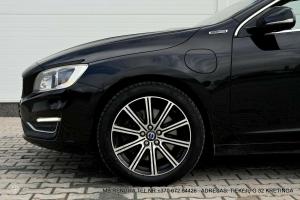 Black Volvo V60 2014 in Kretinga, with an engine capacity of 2.40 L and mileage of 236 thousand km for 8999 €, photo 13 on AUTOMOTO.COM.LV