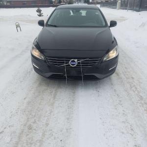Black Volvo V60 2014 in Panevezys, with an engine capacity of 1.56 L and mileage of 278 thousand km for 4900 €, photo 2 on AUTOMOTO.COM.LV