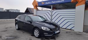 Black Volvo V60 2014 in Vilnius, with an engine capacity of 1.60 L and mileage of 295 thousand km for 6490 €, photo 2 on AUTOMOTO.COM.LV