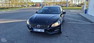 Black Volvo V60 2014 in Vilnius, with an engine capacity of 1.60 L and mileage of 295 thousand km for 6490 €, photo 24 on AUTOMOTO.COM.LV