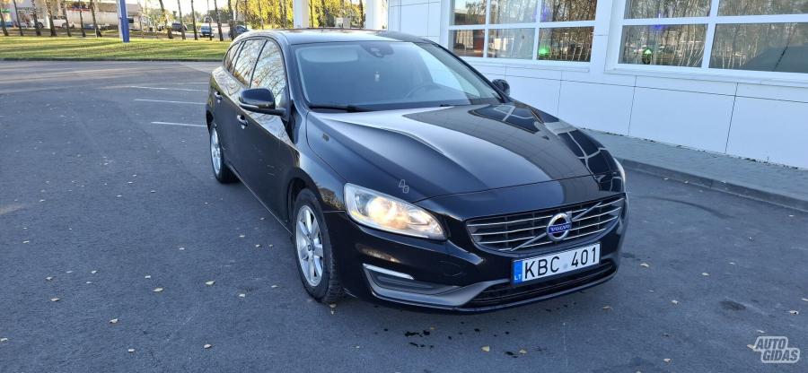 Black Volvo V60 2014 in Vilnius, with an engine capacity of 1.60 L and mileage of 295 thousand km for 6490 €, photo 25 on AUTOMOTO.COM.LV