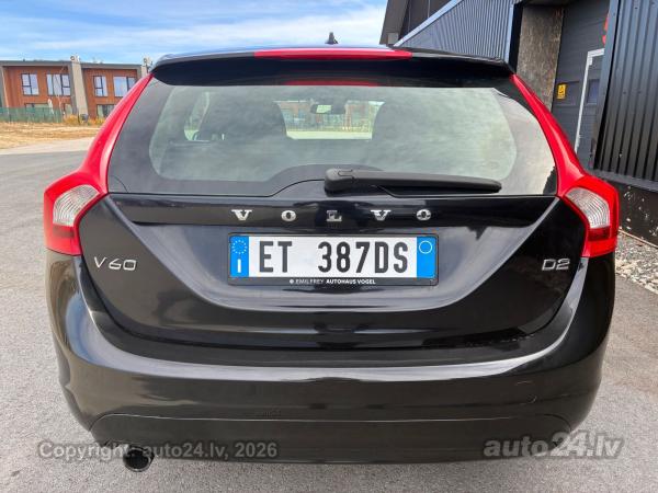 Melns Volvo V60 2014 Tallina, ar dzinēja tilpumu 1.60 L un nobraukumu 265 tūkst. km par 6699 €, foto 6 vietnē AUTOMOTO.COM.LV