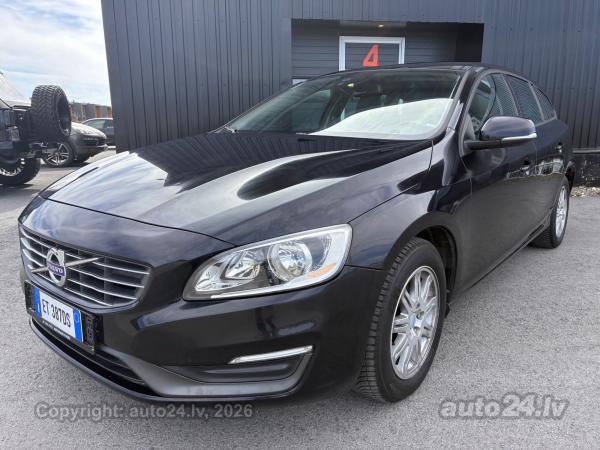 Melns Volvo V60 2014 Tallina, ar dzinēja tilpumu 1.60 L un nobraukumu 265 tūkst. km par 6699 €, foto 9 vietnē AUTOMOTO.COM.LV