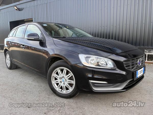 Melns Volvo V60 2014 Tallina, ar dzinēja tilpumu 1.60 L un nobraukumu 265 tūkst. km par 6699 €, foto 10 vietnē AUTOMOTO.COM.LV