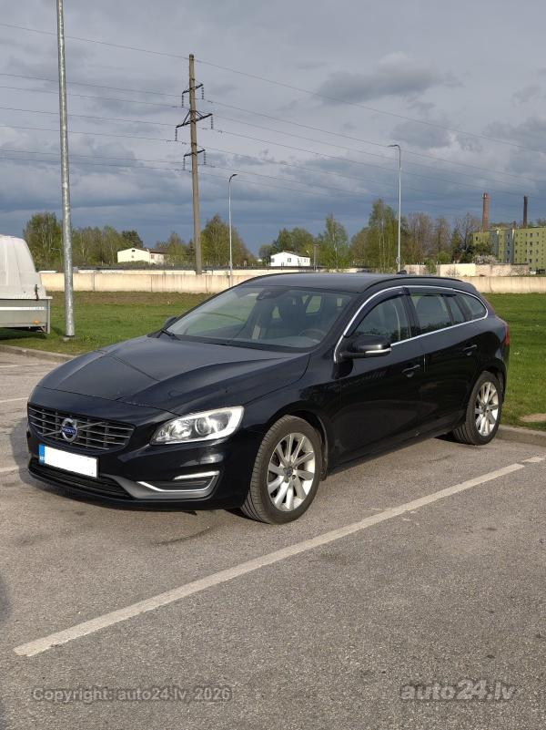Черный Вольво B60 2014 в Таллин, объемом двигателя 2.00 л и пробегом 205 тыс. км за 7750 €, фото 1 на AUTOMOTO.COM.LV