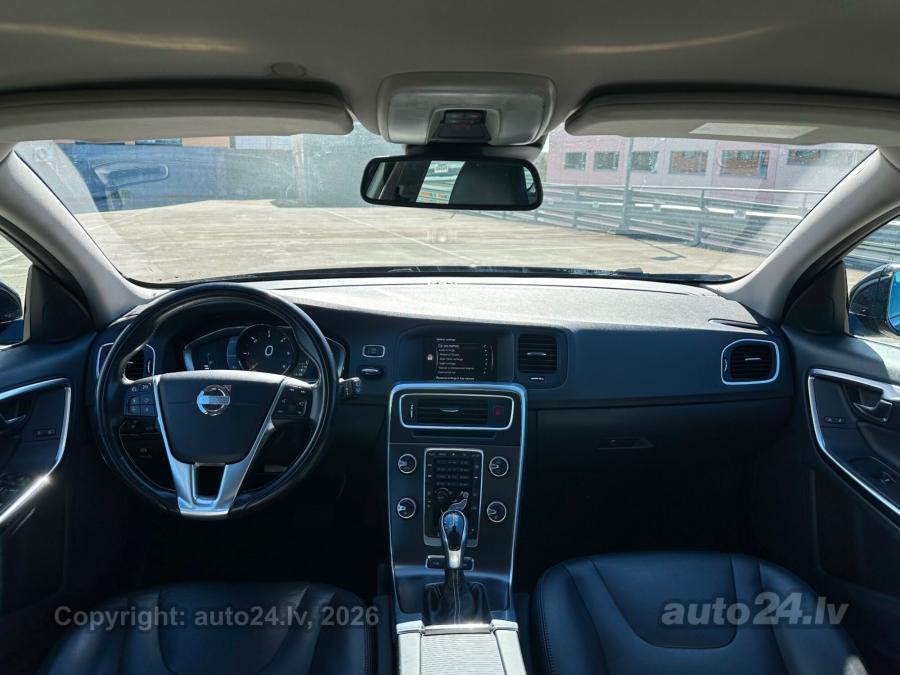 Черный Вольво B60 2014 в Таллин, объемом двигателя 2.40 л и пробегом 228 тыс. км за 9200 €, фото 11 на AUTOMOTO.COM.LV