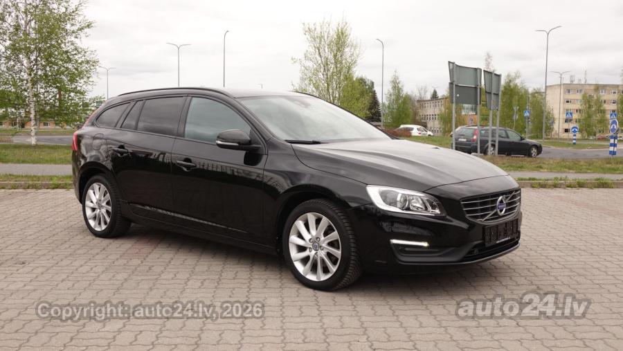 Melns Volvo V60 2014 Tartu, ar dzinēja tilpumu 2.00 L un nobraukumu 182 tūkst. km par 9990 €, foto 4 vietnē AUTOMOTO.COM.LV