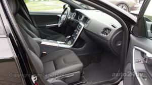 Melns Volvo V60 2014 Tartu, ar dzinēja tilpumu 2.00 L un nobraukumu 182 tūkst. km par 9990 €, foto 15 vietnē AUTOMOTO.COM.LV