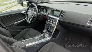 Melns Volvo V60 2014 Tartu, ar dzinēja tilpumu 2.00 L un nobraukumu 182 tūkst. km par 9990 €, foto 16 vietnē AUTOMOTO.COM.LV