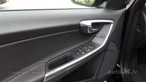 Melns Volvo V60 2014 Tartu, ar dzinēja tilpumu 2.00 L un nobraukumu 182 tūkst. km par 9990 €, foto 19 vietnē AUTOMOTO.COM.LV