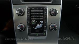 Melns Volvo V60 2014 Tartu, ar dzinēja tilpumu 2.00 L un nobraukumu 182 tūkst. km par 9990 €, foto 26 vietnē AUTOMOTO.COM.LV