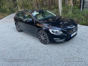 Melns Volvo V60 2014 Tallina, ar dzinēja tilpumu 2.40 L un nobraukumu 405 tūkst. km par 6900 €, foto 4 vietnē AUTOMOTO.COM.LV