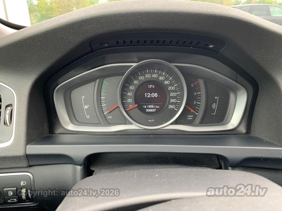 Черный Вольво B60 2014 в Таллин, объемом двигателя 1.60 л и пробегом 308 тыс. км за 5500 €, фото 11 на AUTOMOTO.COM.LV