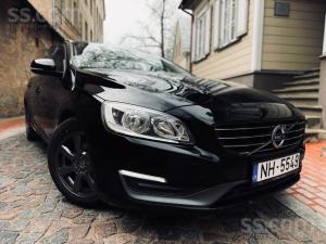 Black Volvo V60 2014 in Cesis, with an engine capacity of 2.00 L and mileage of 0 thousand km for 7200 €, photo 1 on AUTOMOTO.COM.LV