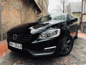 Black Volvo V60 2014 in Cesis, with an engine capacity of 2.00 L and mileage of 0 thousand km for 7200 €, photo 4 on AUTOMOTO.COM.LV
