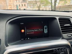 Black Volvo V60 2014 in Cesis, with an engine capacity of 2.00 L and mileage of 0 thousand km for 7200 €, photo 14 on AUTOMOTO.COM.LV