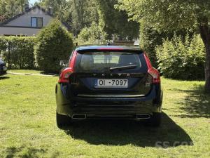 Черный Вольво B60 2014 в Рига, объемом двигателя 2.40 л и пробегом 220 тыс. км за 7490 €, фото 4 на AUTOMOTO.COM.LV