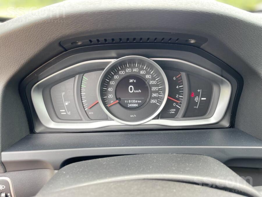 Черный Вольво B60 2014 в Цесис, объемом двигателя 2.00 л и пробегом 0 тыс. км за 6300 €, фото 20 на AUTOMOTO.COM.LV