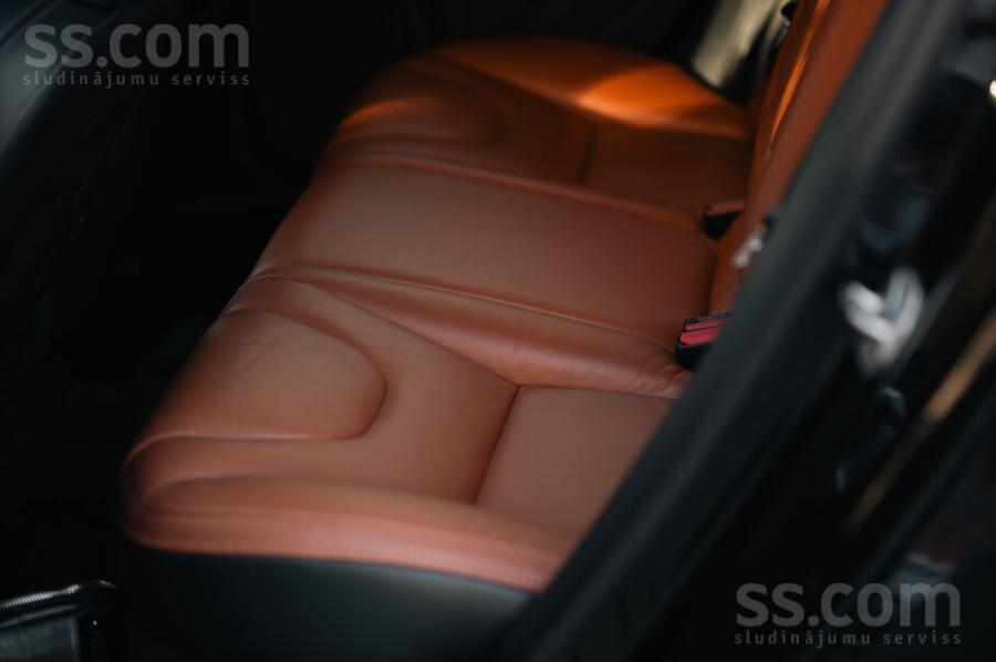 Melns Volvo V60 2014 Rīga, ar dzinēja tilpumu 2.40 L un nobraukumu 243 tūkst. km par 11000 €, foto 22 vietnē AUTOMOTO.COM.LV
