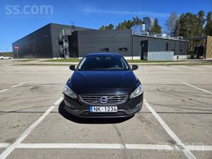 Черный Вольво B60 2014 в Рига, объемом двигателя 2.00 л и пробегом 304 тыс. км за 6999 €, фото 6 на AUTOMOTO.COM.LV