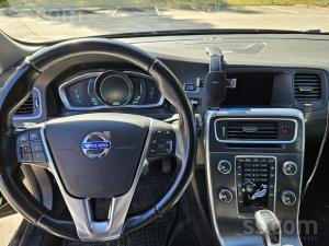 Черный Вольво B60 2014 в Рига, объемом двигателя 2.00 л и пробегом 304 тыс. км за 6999 €, фото 8 на AUTOMOTO.COM.LV