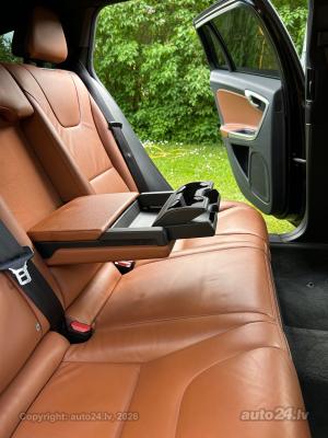 Melns Volvo V60 2014 Tallina, ar dzinēja tilpumu 2.40 L un nobraukumu 344 tūkst. km par 7990 €, foto 11 vietnē AUTOMOTO.COM.LV