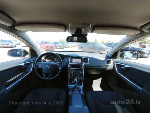 Черный Вольво B60 2014 в Тарту, объемом двигателя 2.40 л и пробегом 318 тыс. км за 7990 €, фото 12 на AUTOMOTO.COM.LV